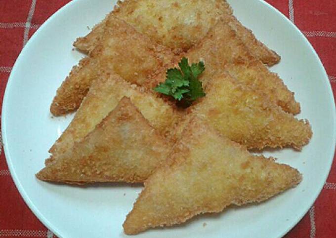 Resep Roti Tawar Isi Kornet oleh Desy Sherly - Cookpad