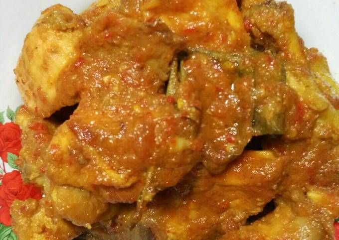 Resep Rendang ayam oleh Bunda Zhiezhie - Cookpad