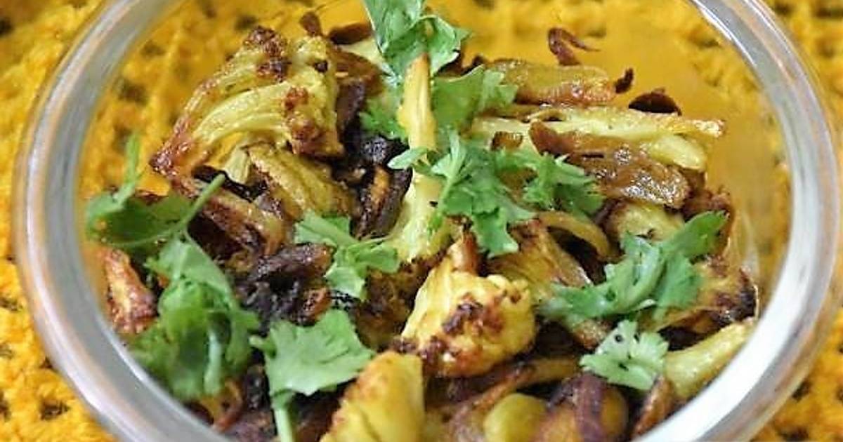 Aloo gobhi (potato-cauliflower) sabzi Recipe by Shubhra Ambuj - Cookpad