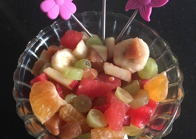Mix fruits chaat Recipe by Rucha Petkar - Cookpad