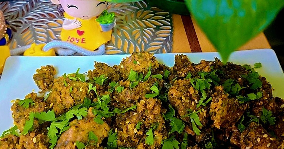 Methi Palak Muthiya Recipe by Rachana Sagala - Cookpad