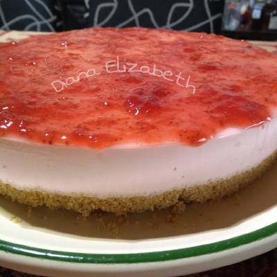 Cheesecake de frutillas.👩🏼‍🍳😊🍓 Receta de Diana Elizabeth.- Cookpad
