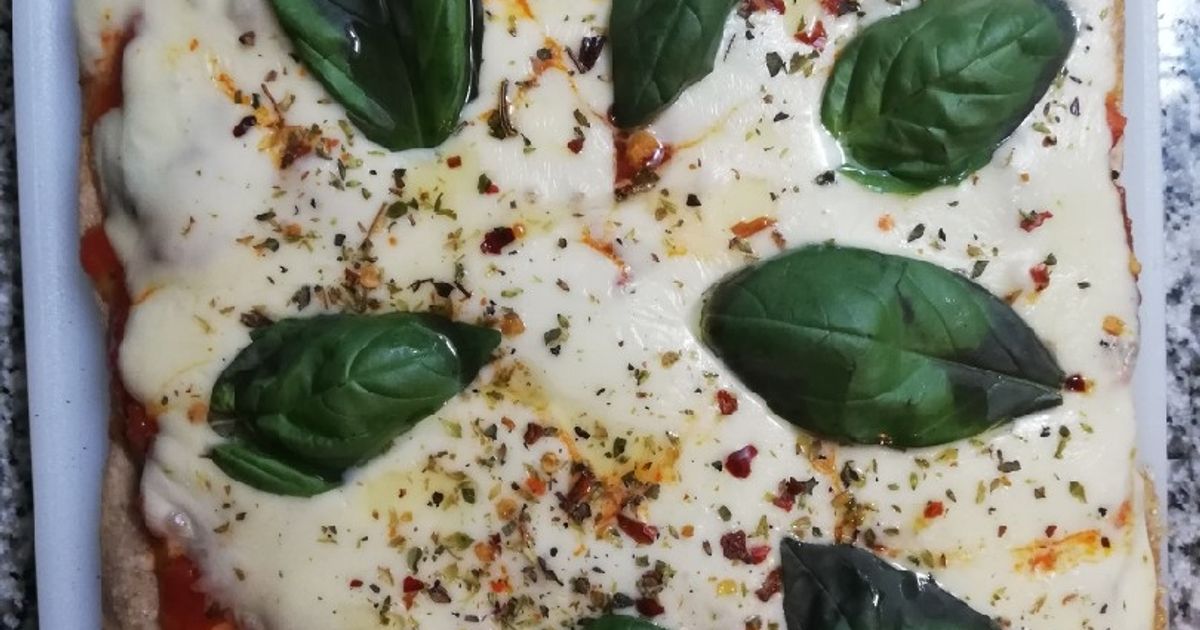 Pizza Integral De Albahaca Y Ajo Receta de ROXYP