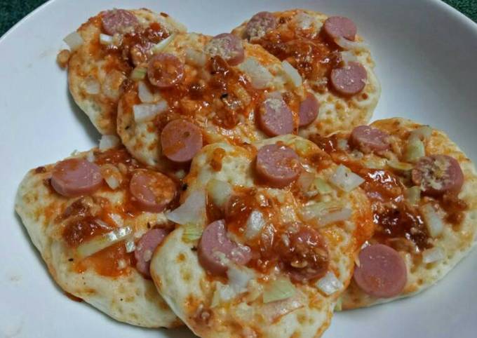 Resep Pizza Mini Simple oleh Lieswa Kitchen - Cookpad