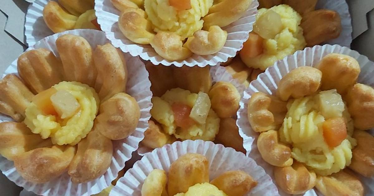 Resep Sus buah bentuk bunga oleh Wikke Aprillita - Cookpad