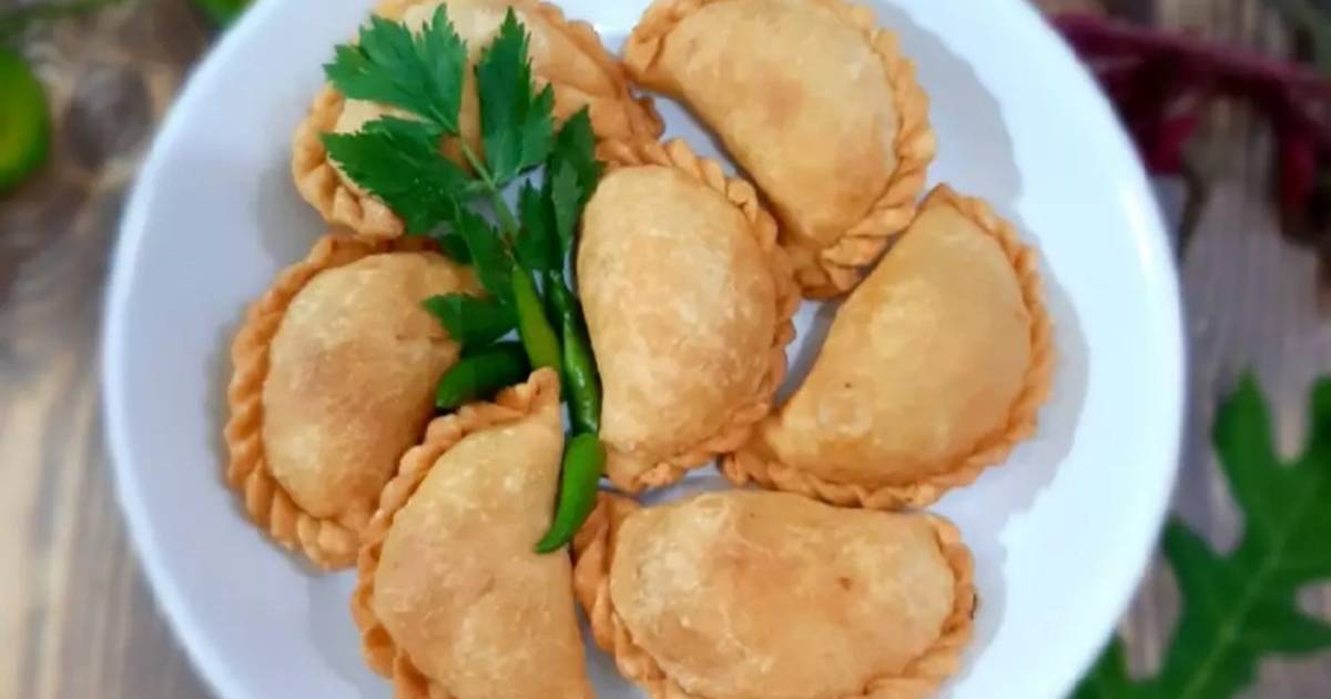 Resep 375. Pastel Ayam Sayur oleh tehitaa - Cookpad