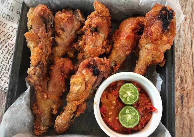 Resep Ayam Goreng Kriuk 5 Bahan oleh Pratiwi Pramuharsih - Cookpad