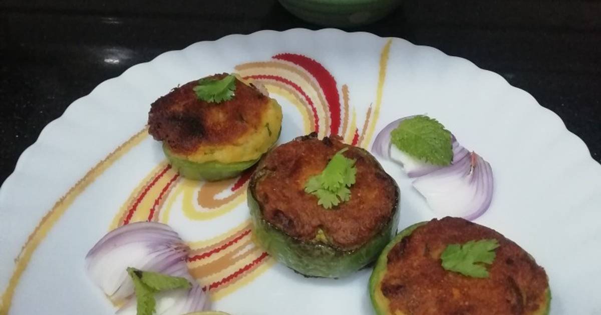 Stuffed Capsicum Potato Disc Recipe by Aruna Thapar - Cookpad