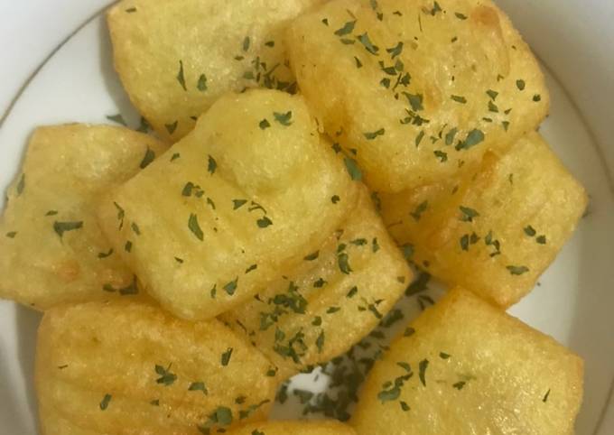Resep Potatoes pillow oleh Devi Andriani - Cookpad