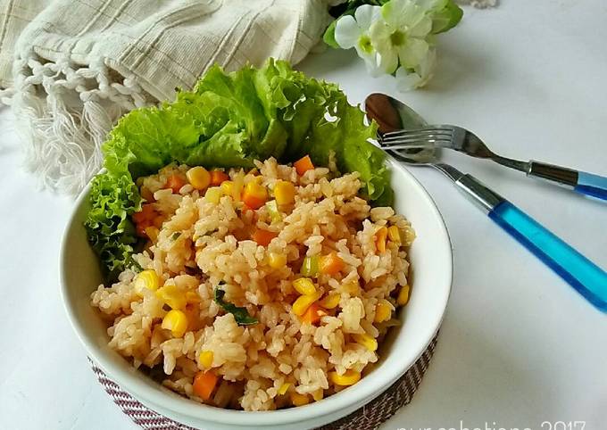 Resep NasGor HongKong ala Kondangan #pr_recookMantenElise oleh Nur ...