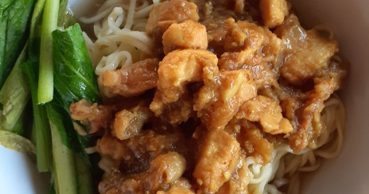 Resep Mie Ayam Anti Gagal Bun oleh Ulya Faqihatin Nuha - Cookpad