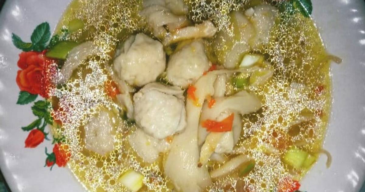 Resep Soup pedas bakso jamur tiram oleh Iismaryanti - Cookpad
