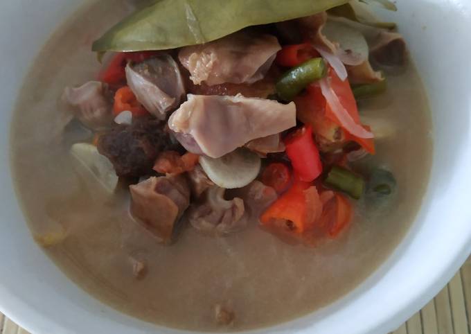 Resep Asem asem rempelo ayam oleh Rahma Wulandari - Cookpad