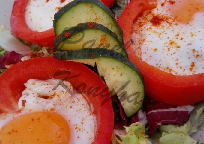 Paprikával sült tükör tojás | Travelling Kitchen receptje - Cookpad ...