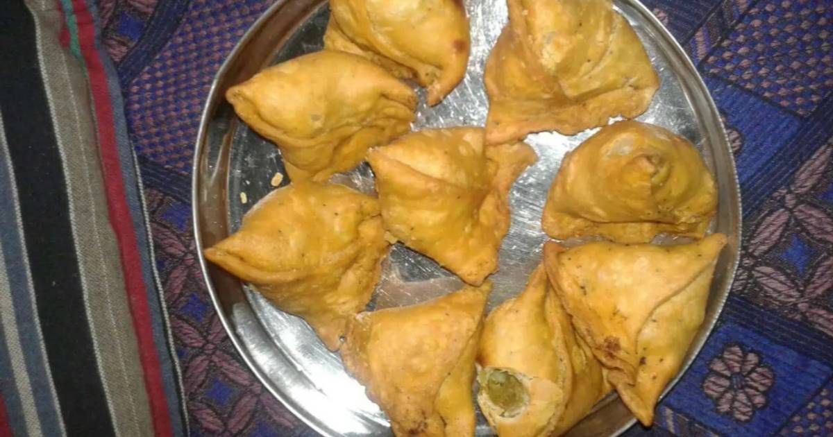 Aloo Samosa Recipe by Mandeep Karwasra - Cookpad