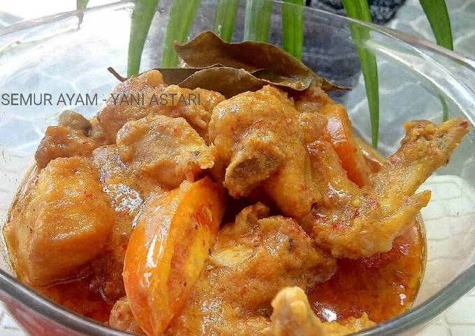 Resep Semur Ayam oleh Yani Astari 야니아스타리 - Cookpad