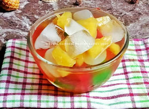 Resep es podeng segar dan gurih dengan santan