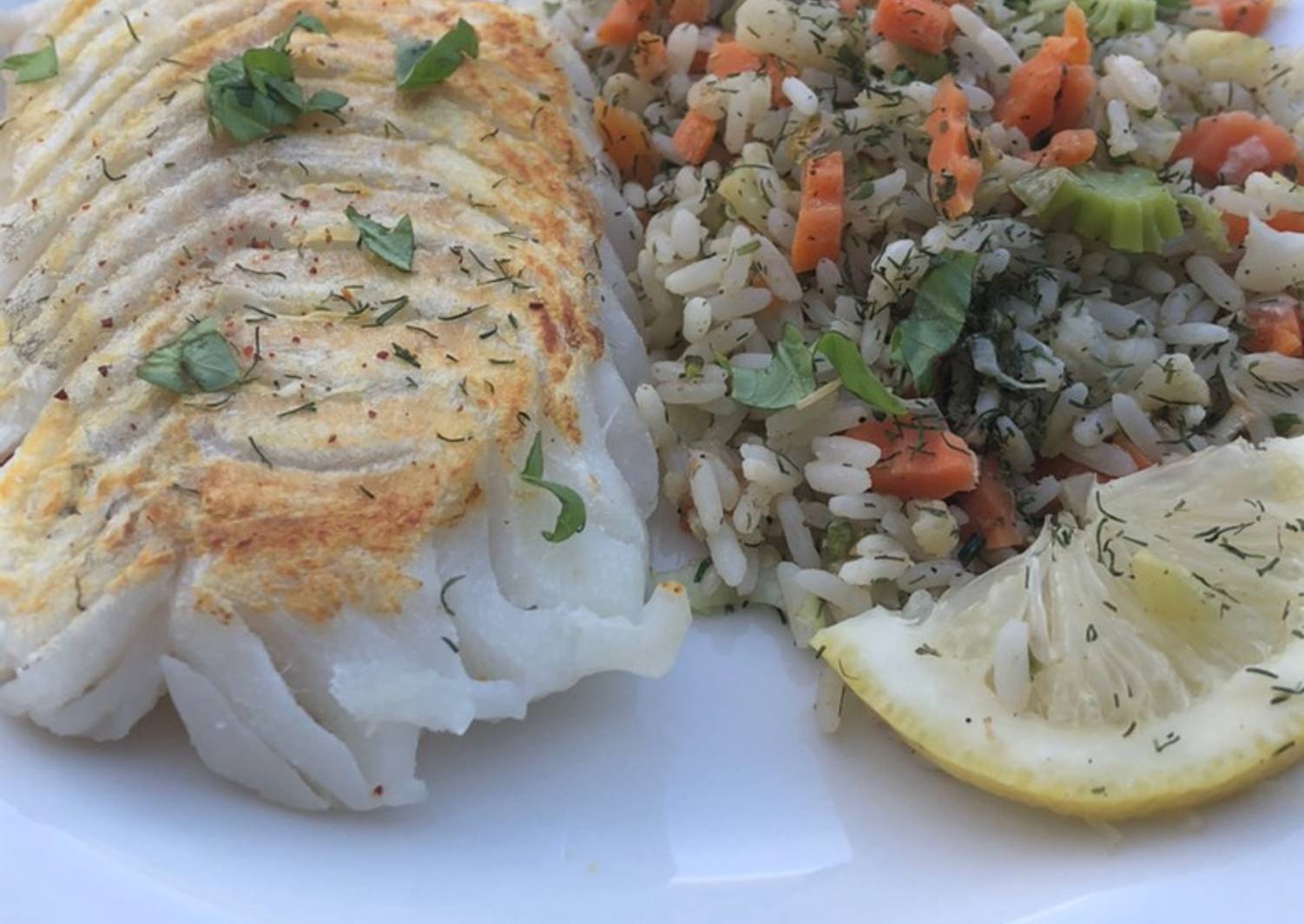 Poisson blanc riz complet au légumes sauce citronnée de Aromesucree ...