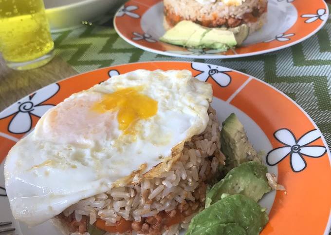 Arroz tapado de pollo 🍳 Receta de Nelida G. Carbajo- Cookpad