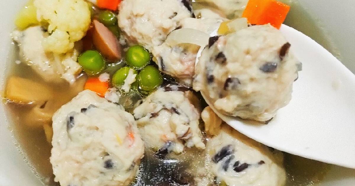 Resep Sup bola bola ayam udang oleh renfelany - Cookpad
