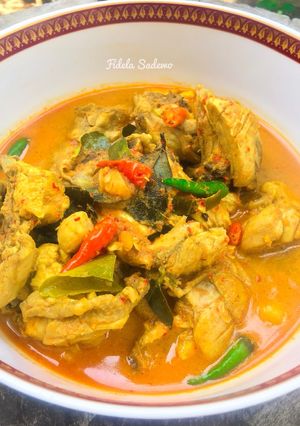 Resep Ayam Lodho Khas Jawa Timur oleh Fidela Sadewo - Cookpad