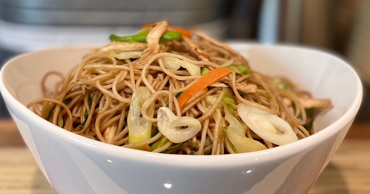 Chicken Chow Mien Recipe By Nia Hiura