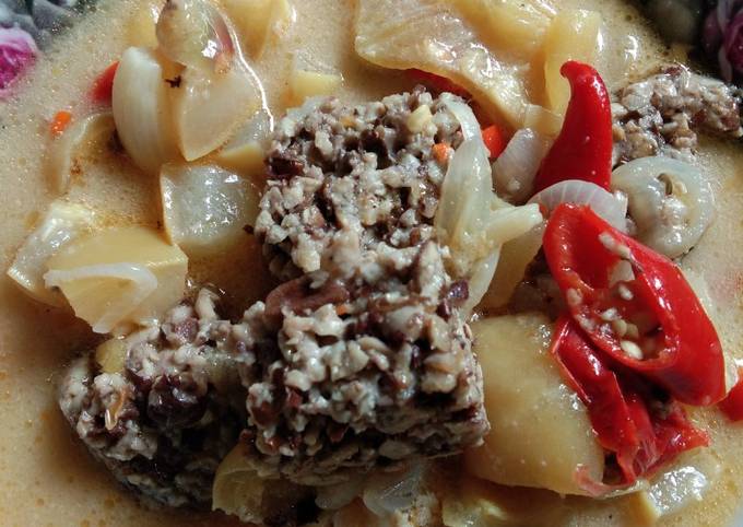 Resep Sayur kulit sapi (cecek) pedas bumbu rajang ala Roemah Ekka oleh ...