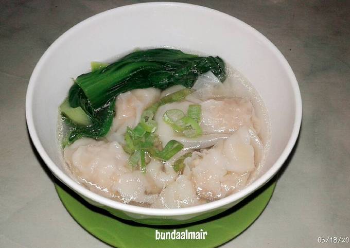 Resep Pangsit rebus mudah & enak oleh mindy aulia - Cookpad