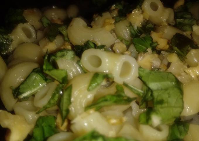 Fideos con pesto en 10 minutos, súper fácil Receta de GuadaCabral- Cookpad