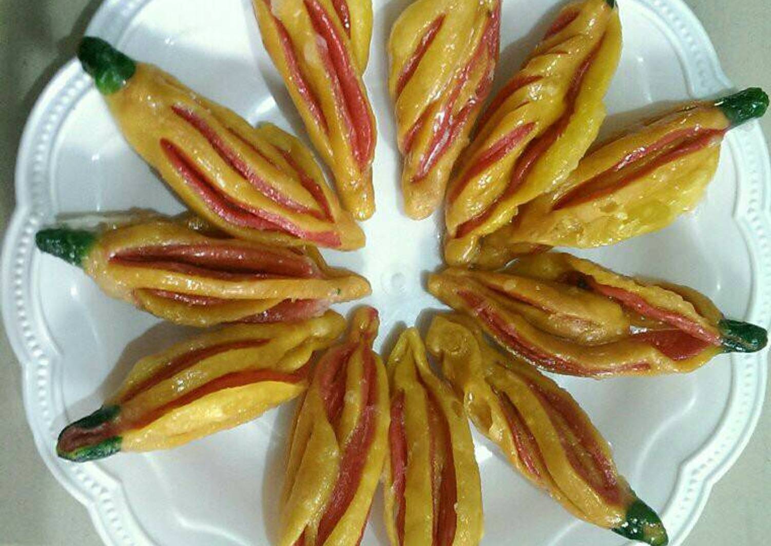 Sweet Champakali Recipe by Rekha Varsani - Cookpad India