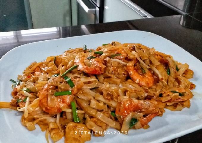 Resipi Kuetiaw goreng udang oleh Zieta Ali - Cookpad