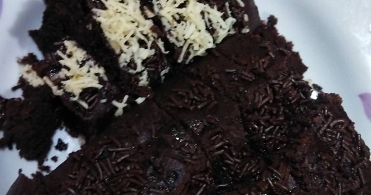 Resep Bronis kukus no mixer oleh Irma Wati sewangi melati - Cookpad