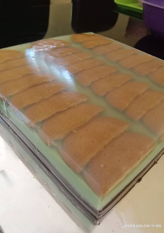 Resep Puding Lapis Pandan Coklat Biskuit oleh Ami Siti Maryam - Cookpad