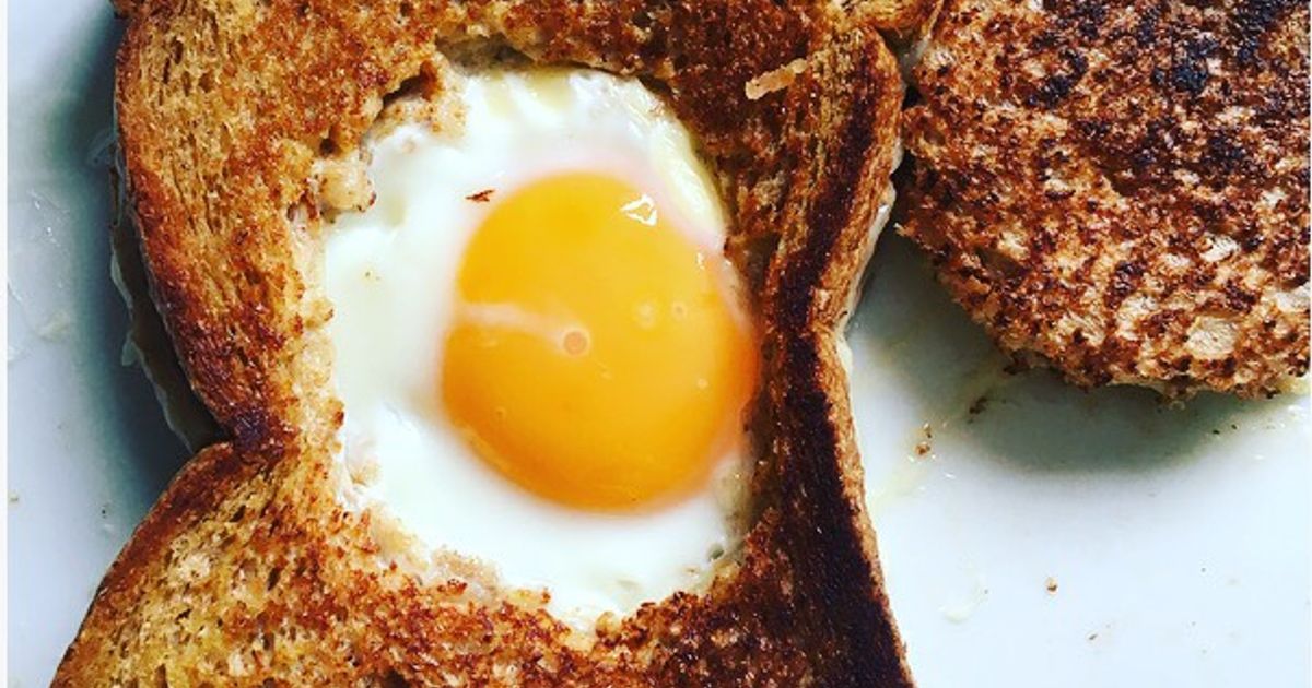 Simple Grilled Cheese And Fried Egg Sandwich Recipe by Sally Ammar