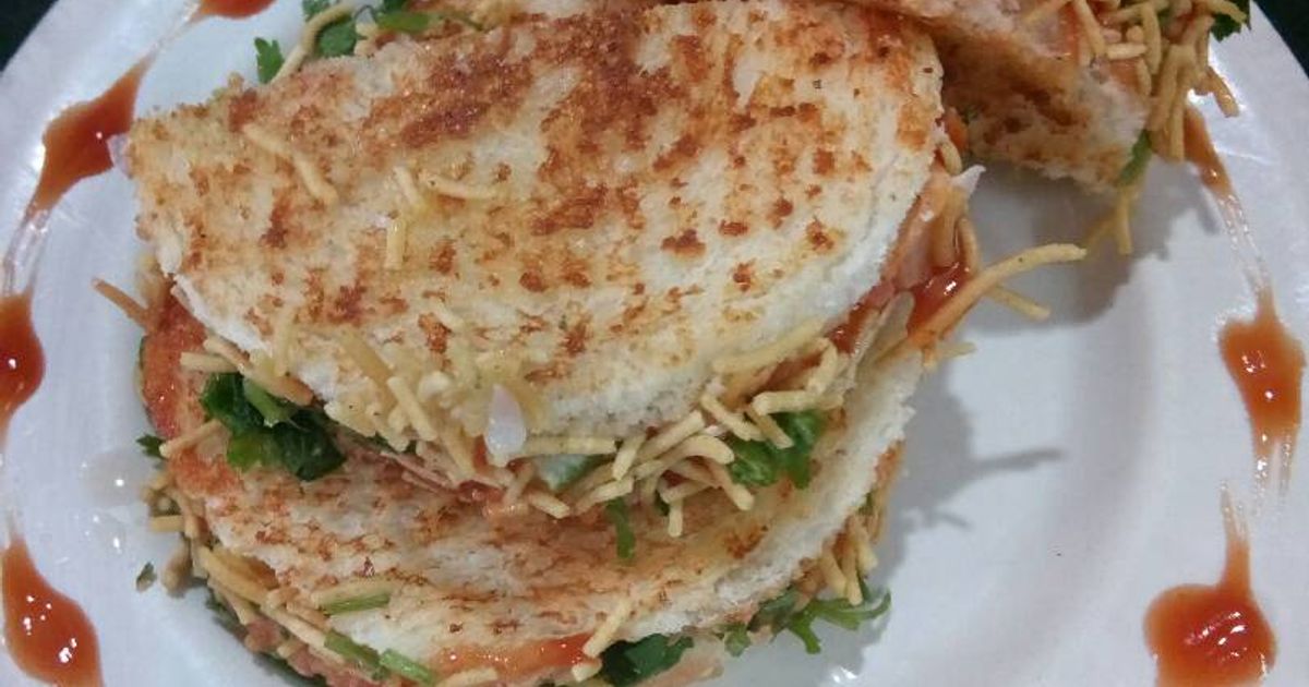 Mayo Sandwich Recipe by Maya Tandon - Cookpad