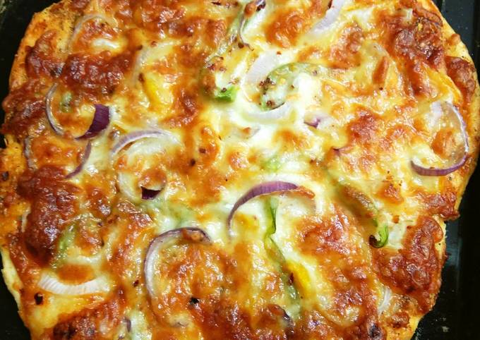Pizza with fresh pizza dough Recipe by Sonia Punjabi - Cookpad