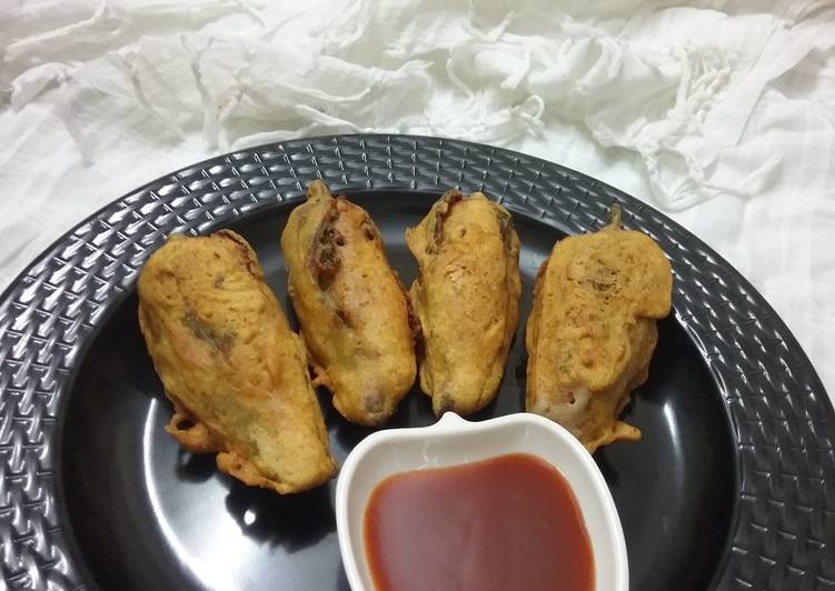 Rajasthani Mirchi vada Recipe by Meena Parajuli - Cookpad India