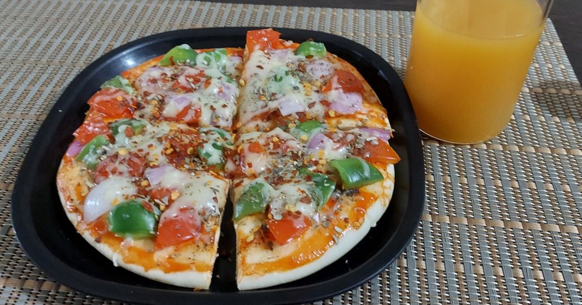 Pan Pizza Recipe by Binita Patel - Cookpad