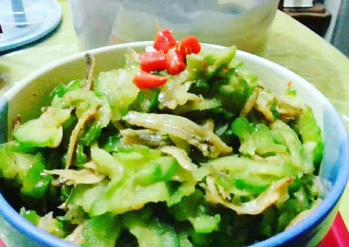Resep Tumis pare oleh Novi Lusiana Lestari - Cookpad