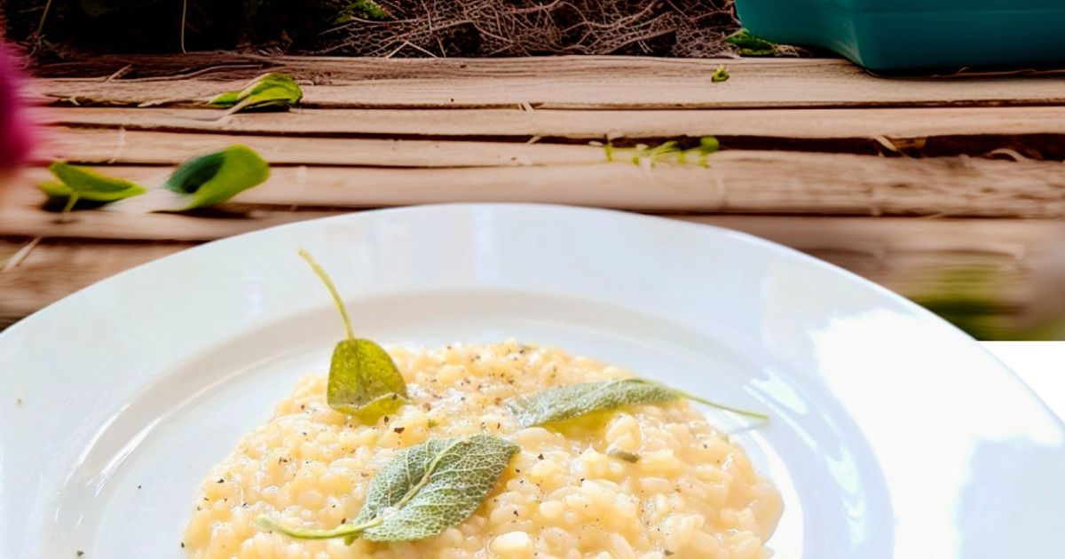 Risotto With Butter And Sage In Chicken Broth With Onion Purée Recipe ...