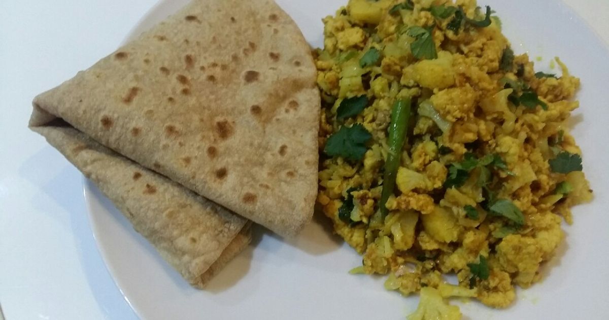 Gobhi Qeema (Cauliflower With Chicken Mince) Recipe by Humaira Saleem ...