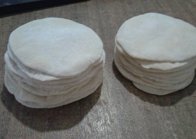 Pan árabe Receta de Monica Saenz- Cookpad