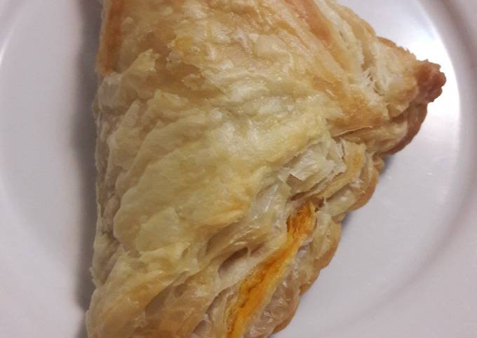 Resep Puff Isi Pizza Ayam oleh MomiCica - Cookpad