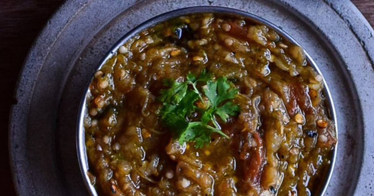 Baingan-tamatar Bharta Recipe by Vijeta @myfancyflair - Cookpad
