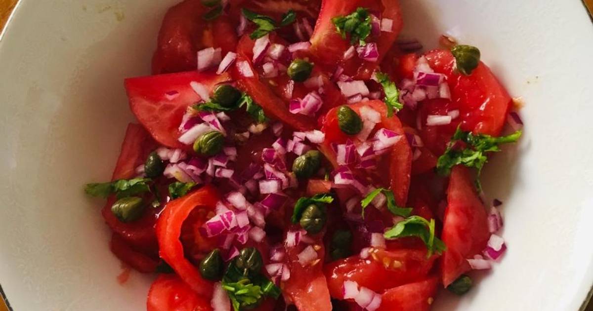 Ensalada de jitomate con alcaparras Receta de Mercedes Cossío- Cookpad