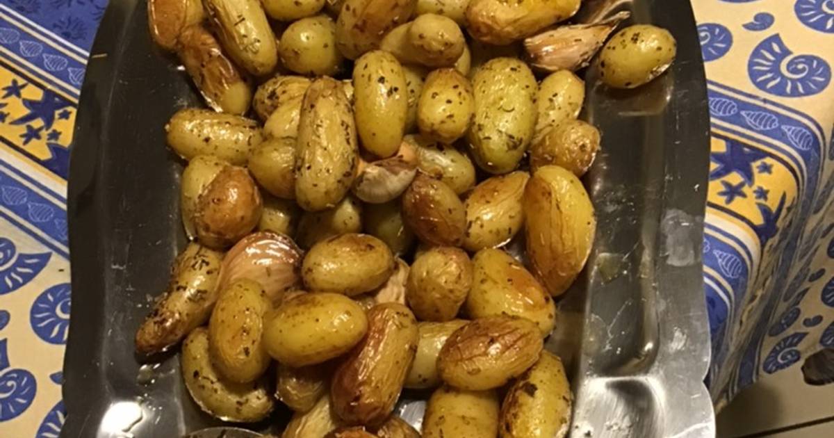 Pommes grenailles rôties à l'ail aux épices et aux herbes de Mila Skull ...