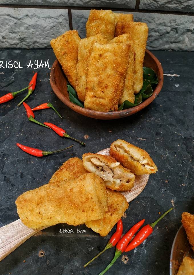 Resep Risol Isi Ayam oleh Dhapu Dewi - Cookpad