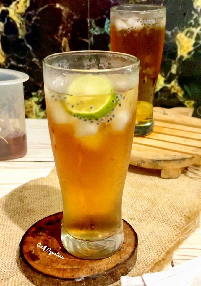Resep Es Teh Lemon Selasih oleh anif agustina - Cookpad