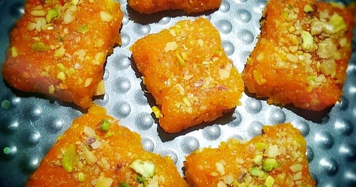 Carrot Burfi Recipe by Anitha (Annie) - Cookpad