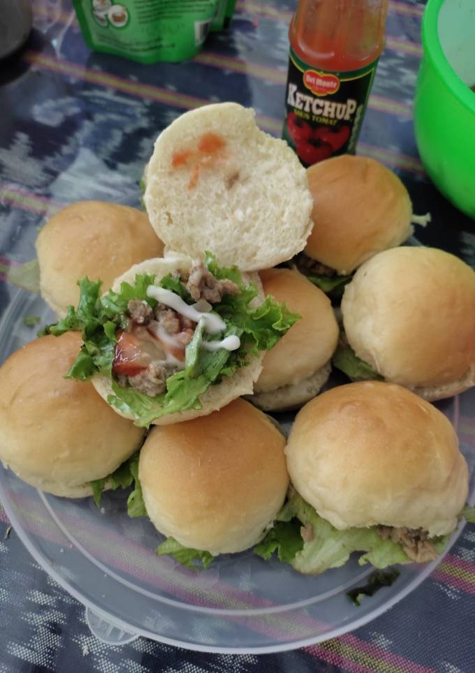 Resep Burger Homemade Simple oleh lina NH - Cookpad